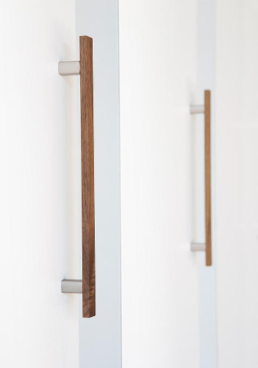 Viefe | Fabricant de poms i agafadors, penjadors i topalls de porta