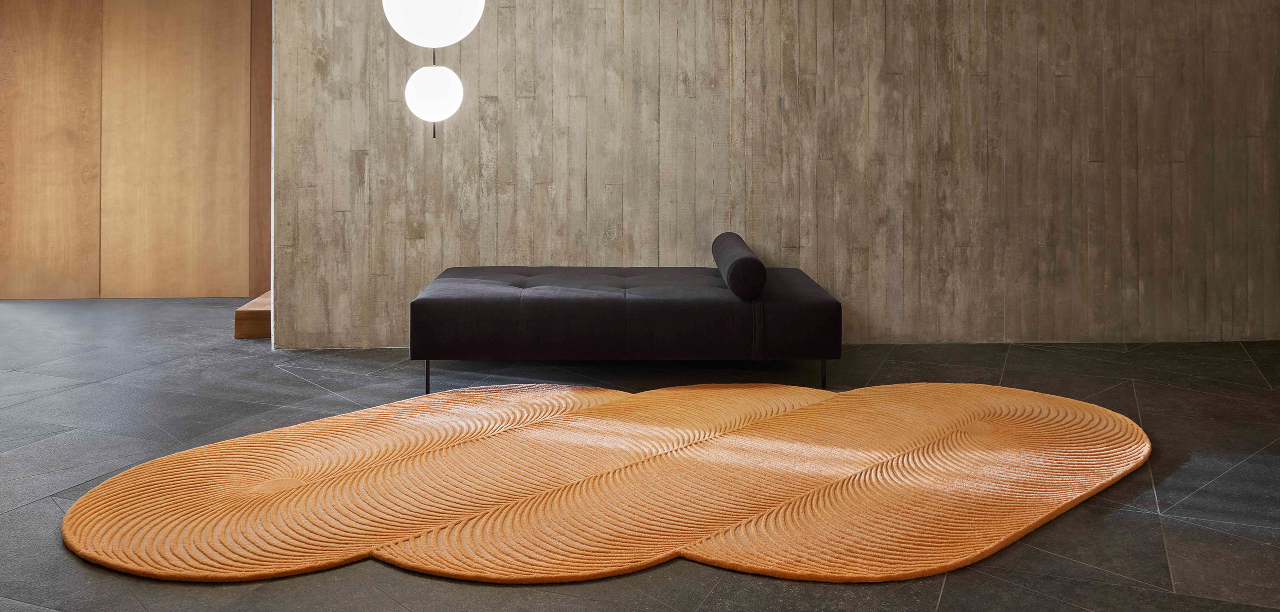 HAND TUFTED
