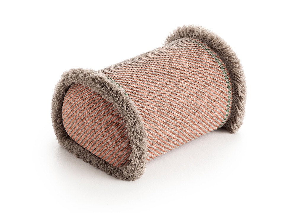 GAN | Garden Layers: Almond-Peach Diagonal Outdoor Roll