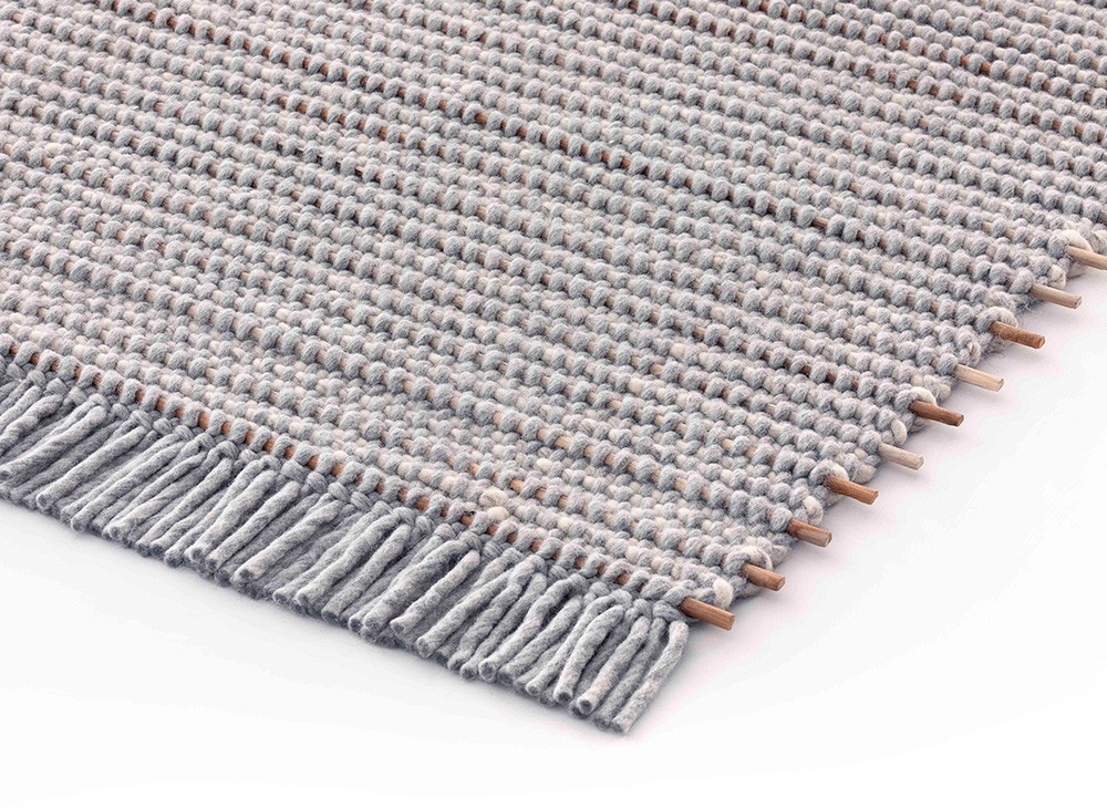 GAN | Kiri Light Grey Rug from the Goz collection