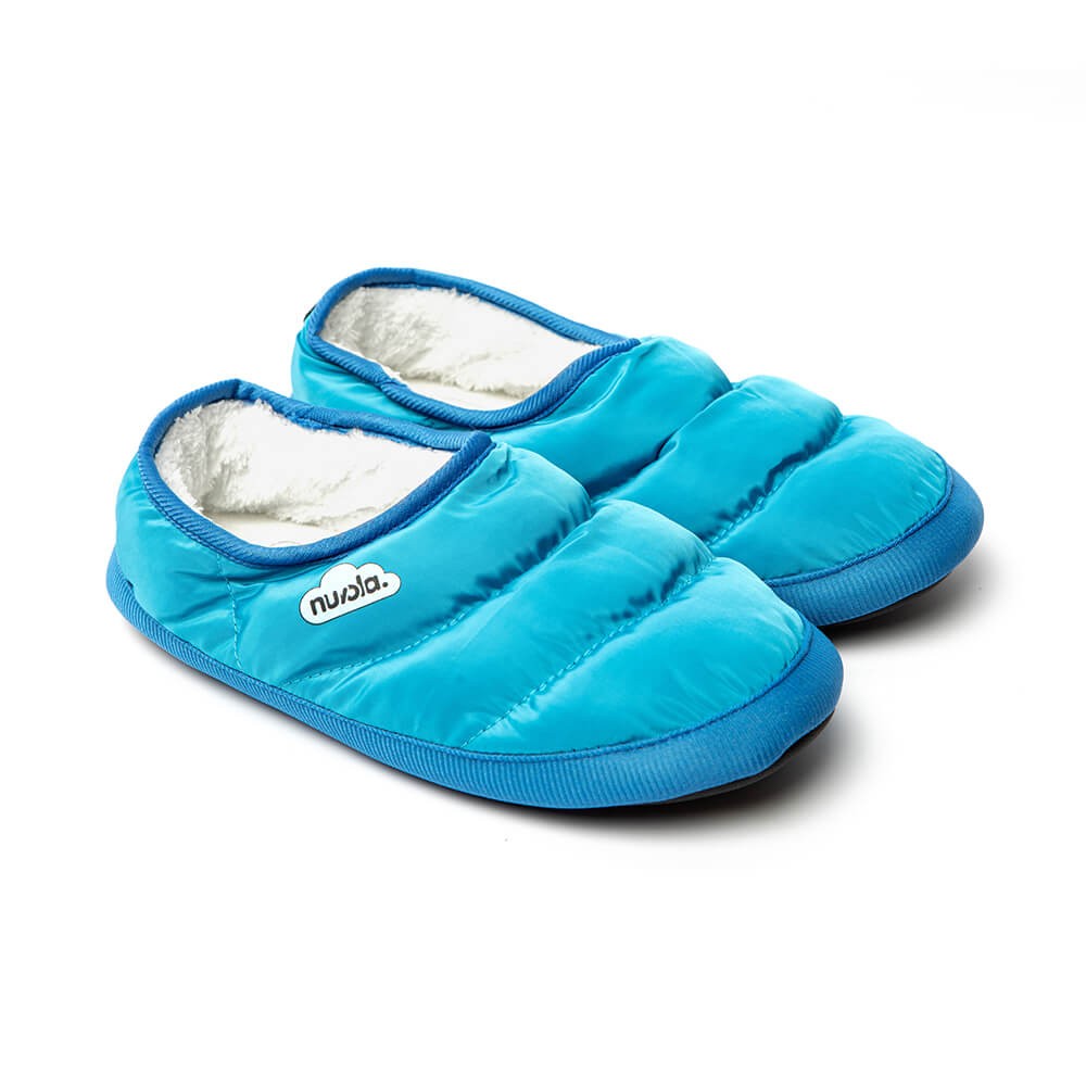 Pantuflas unisex Clásica Chill, en color azul claro | Nuvola