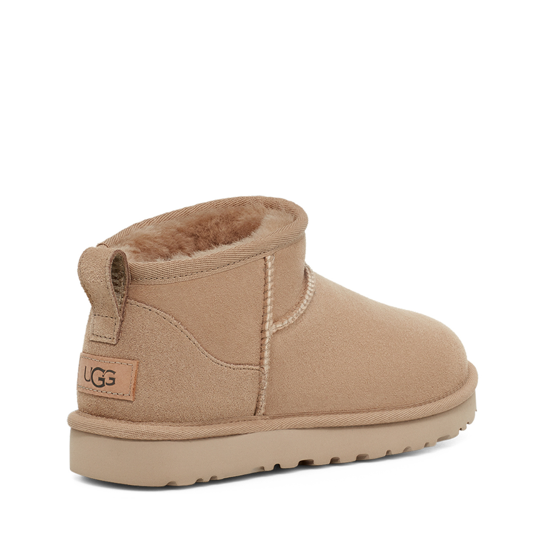 UGG CLASSIC ULTRA MINI SAND BOOT | Tascón Barcelona
